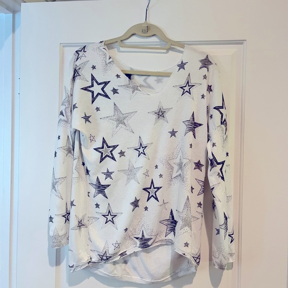 Venti6 | Tops | Venti6 Lightweight Whitegreysilver Star Sweater | Poshmark